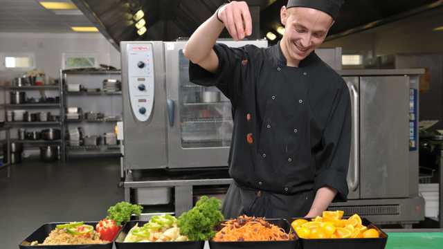 195 Best Kitchen Porter Jobs in London (July 2023) | JOB TODAY